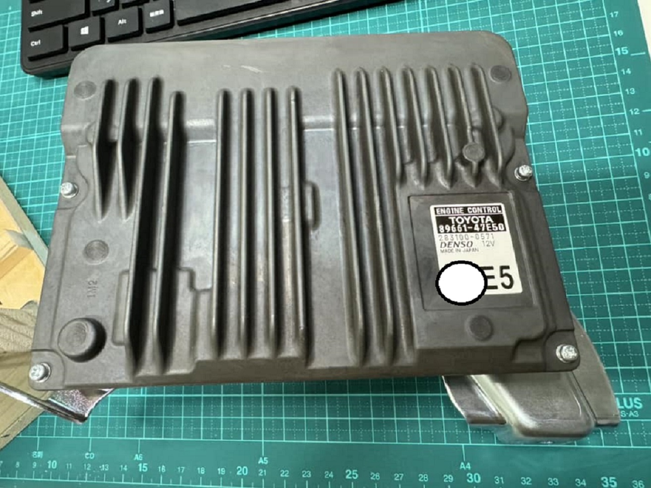 今週は、新型 TOYOTA プリウス60(MXWH60) 2024y M20A-FXS ECM開発中です！！ | ECM(ECU)コンピュータ ...